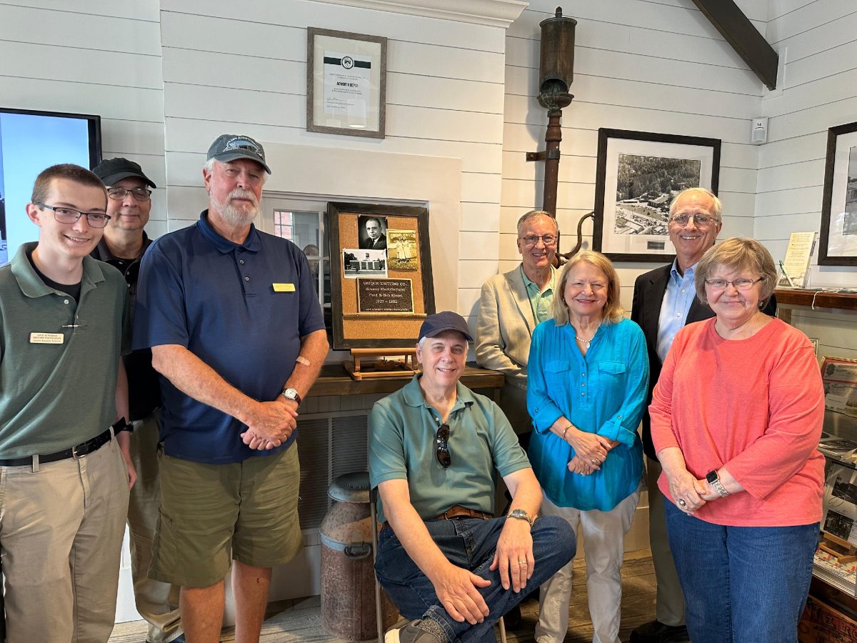 Plaque Dedication for Unique Knitting Company – City of Acworth, GA