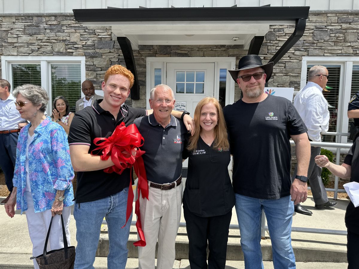 Ribbon Cutting Celebrating Lake Pointe Wellness – City of Acworth, GA